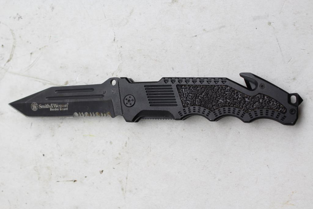 Smith & Wesson Border Guard Knife | Property Room