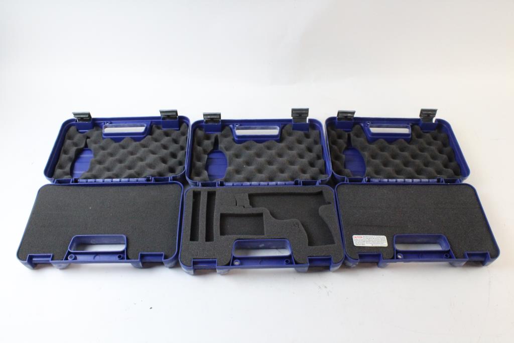 Smith & Wesson Hard Shell Pistol Cases, 3 Pieces | Property Room