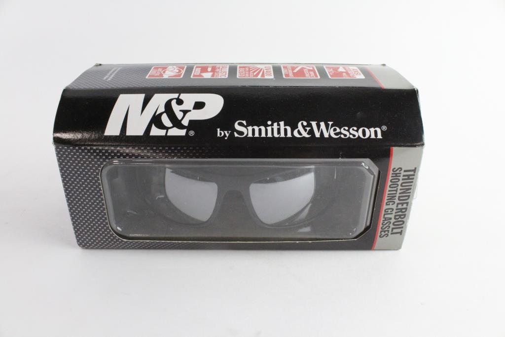 Smith & Wesson Thunderbolt Men's Sunglasses | Property Room