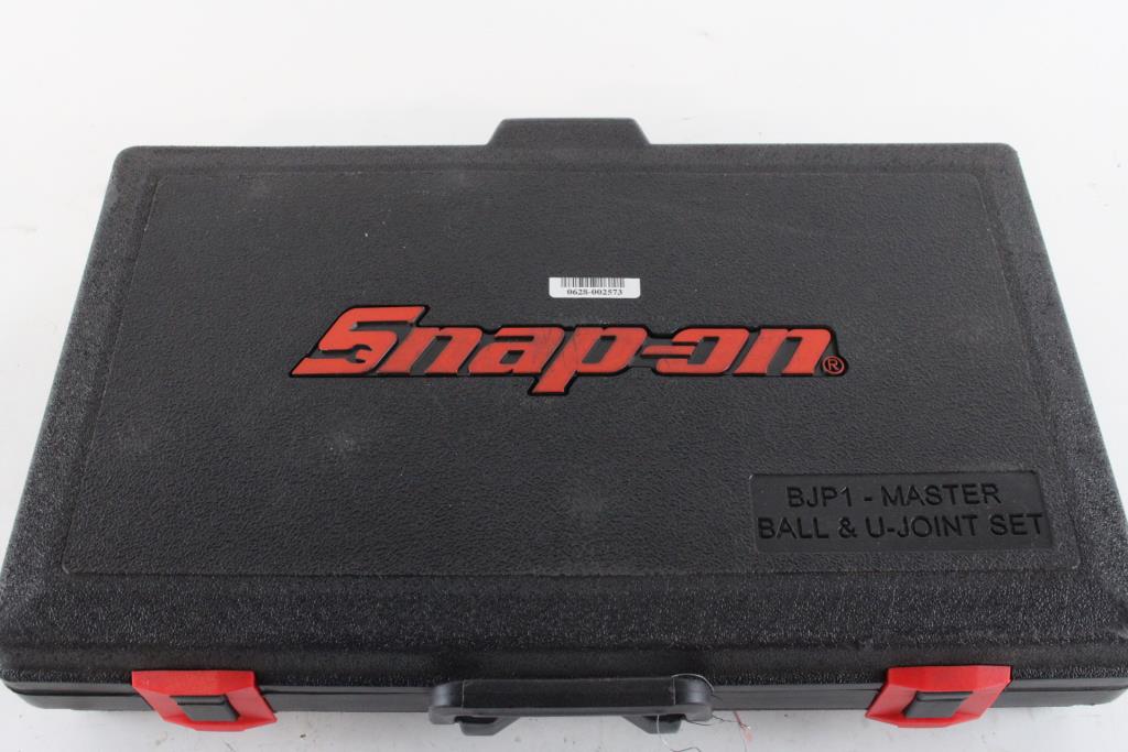 Snap-on Master Ball And U-joint Set With Case | Property Room