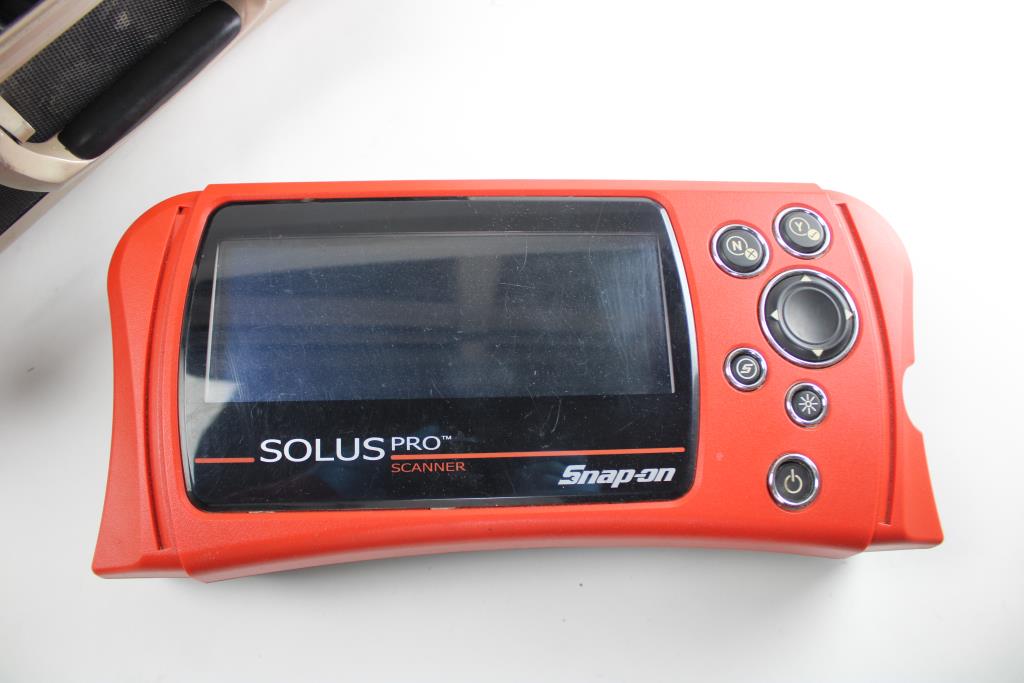 Snap-on Solus Pro EESC316 Automotive Diagnostic Scanner 15.4 Kit ...
