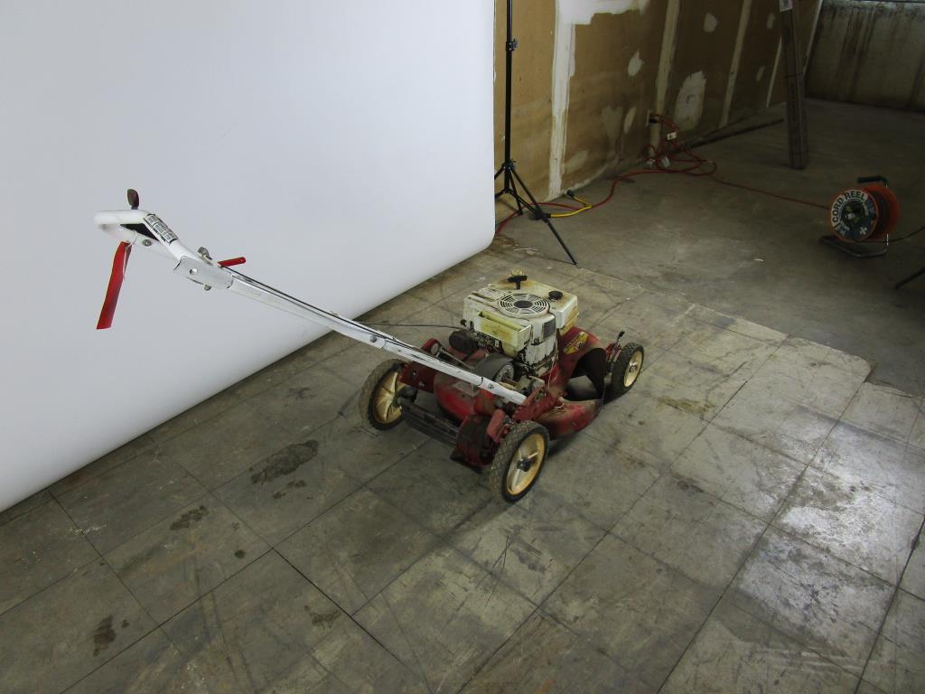 Snapper Lawnmower Model 21350P Sold For Parts | Property Room