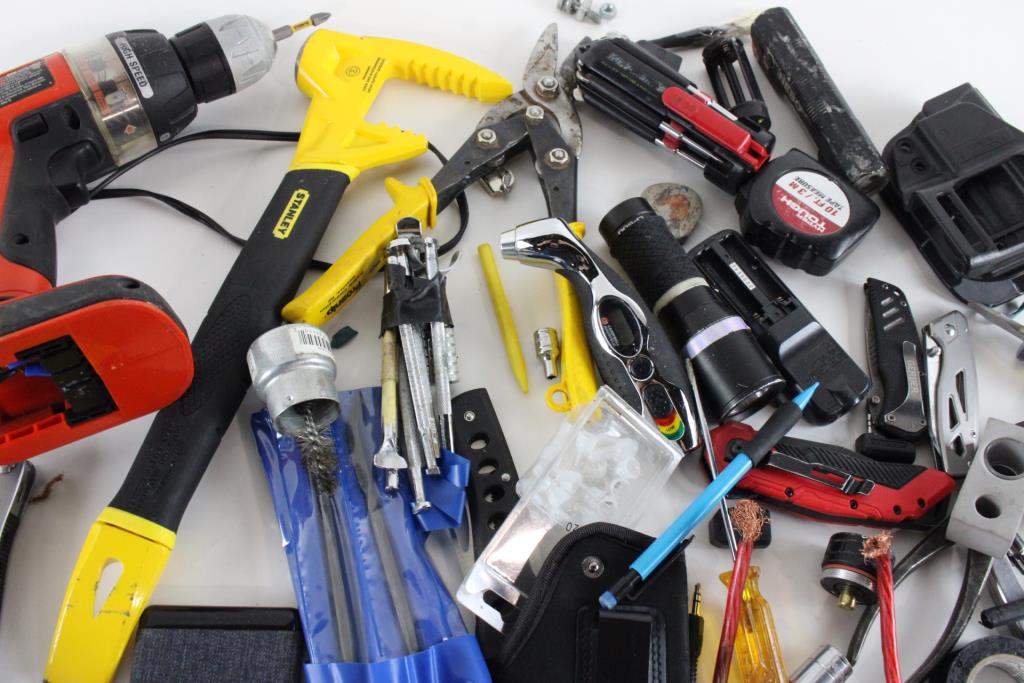 Snips, Hammer And More Tools, 9+ Pieces | Property Room