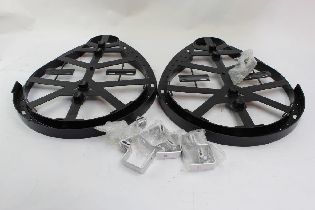 Sno-Shoe Fiber Storage Strand Bracket | Property Room