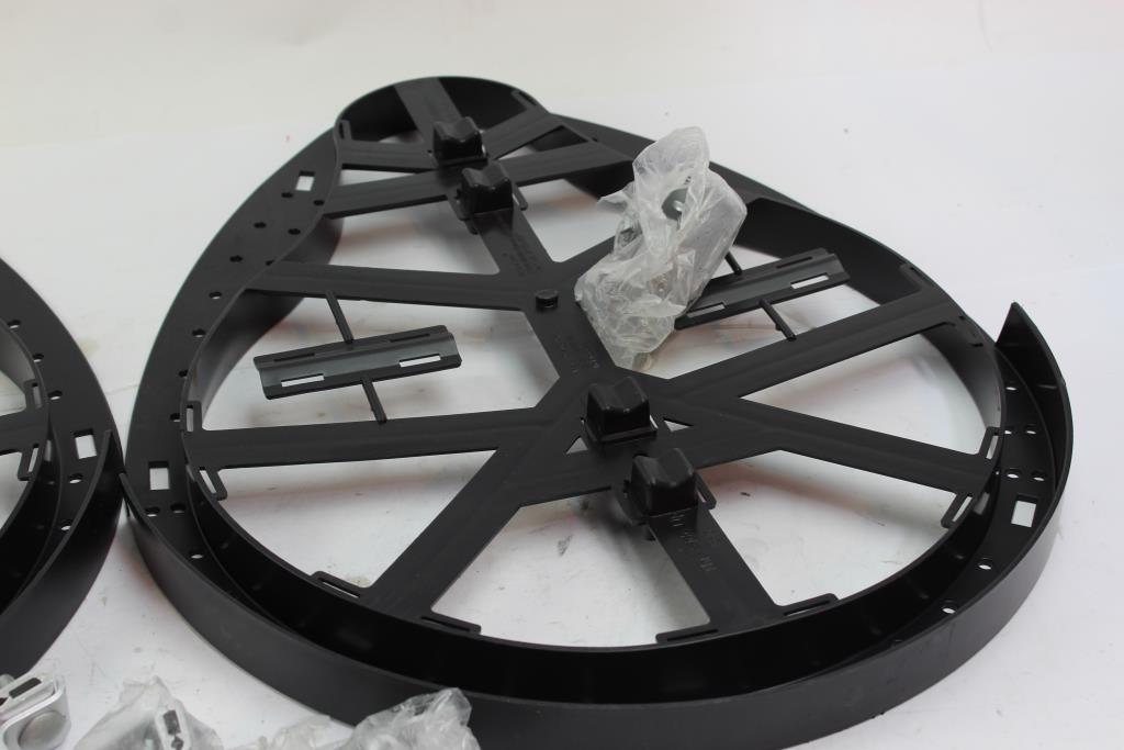 Sno-Shoe Fiber Storage Strand Bracket | Property Room