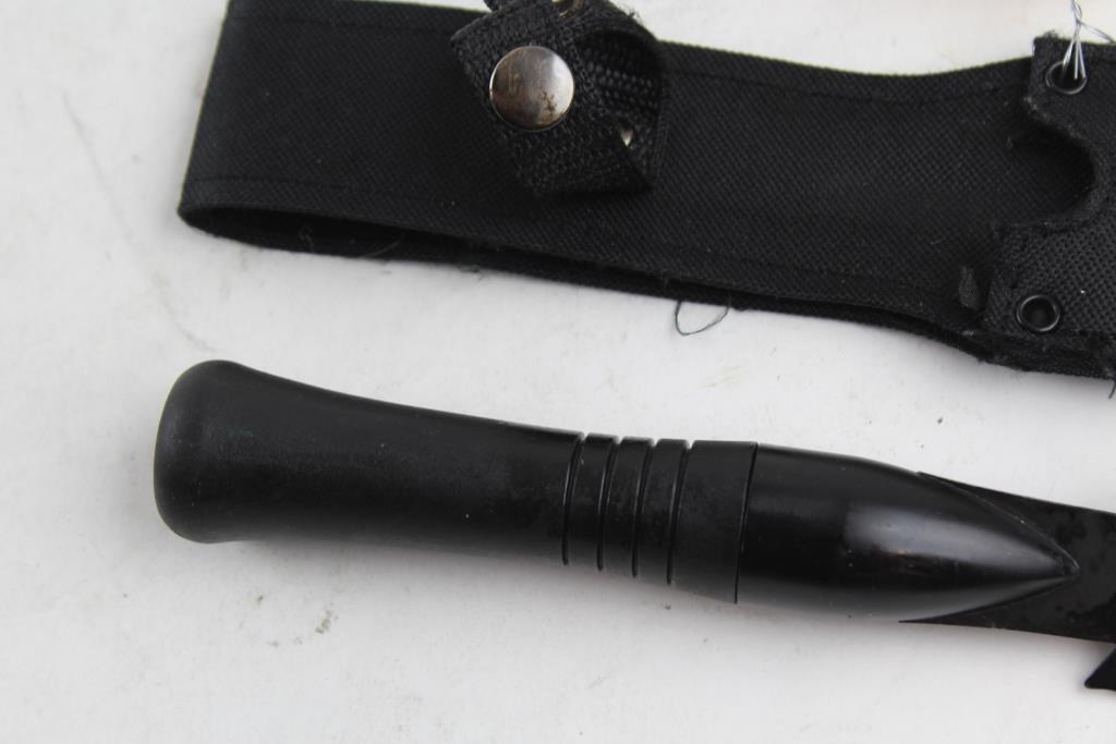 SOG Spirit Fixed Blade Knife With Sheath | Property Room