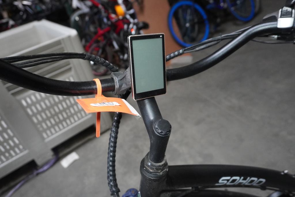 Sohoo Beach Bike | Property Room