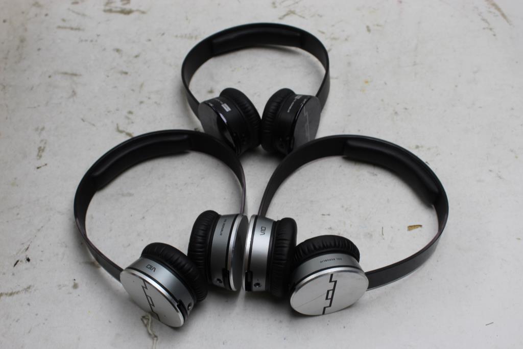 Sol Republic Headphones 3 Pieces | Property Room