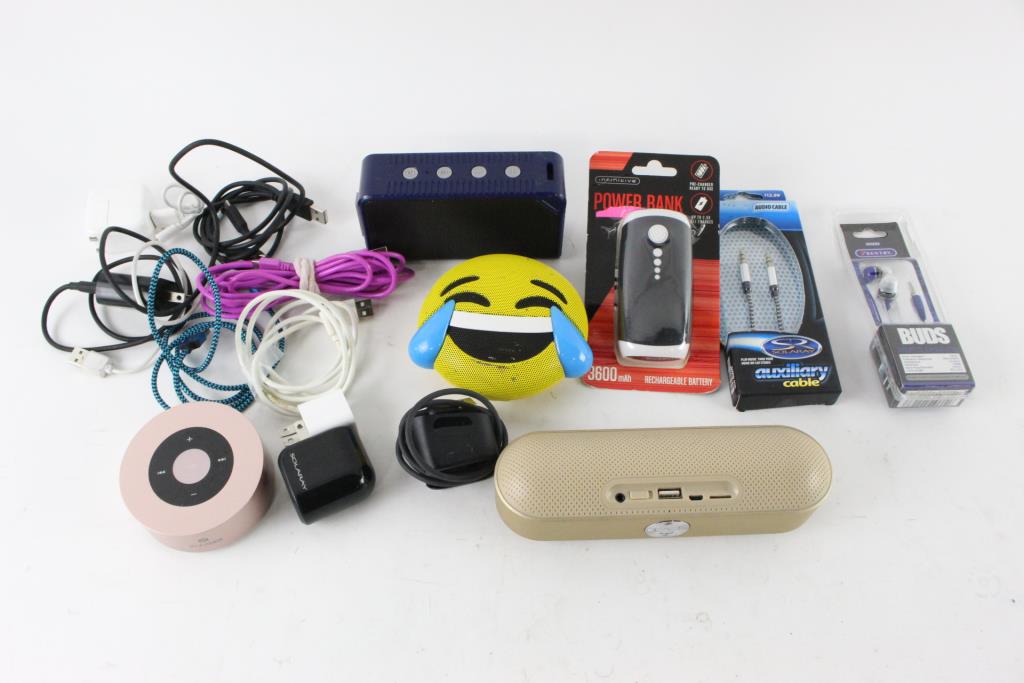 SolaRay Aux Cable And More, 10+ Pieces | Property Room