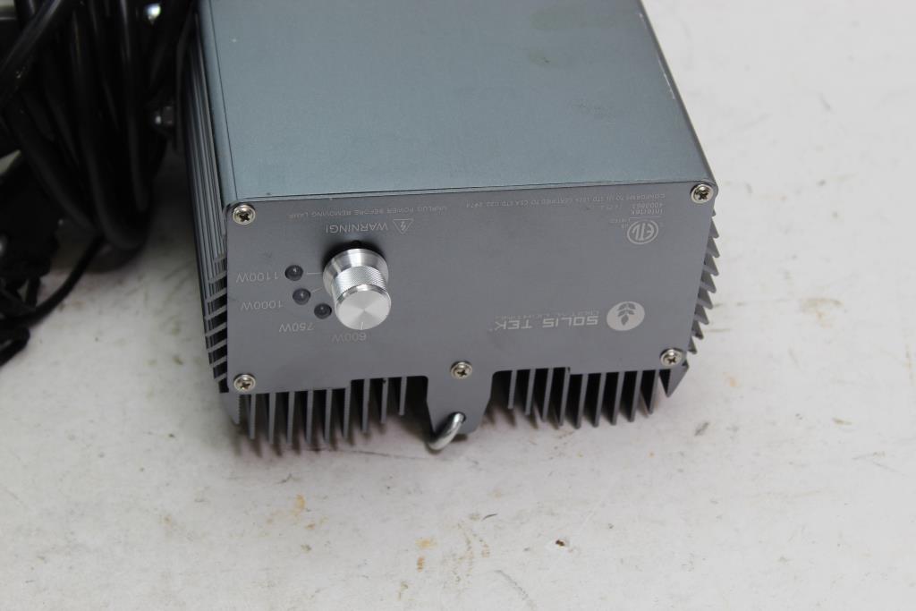 Solis Tek Digital Ballast With Reflector | Property Room