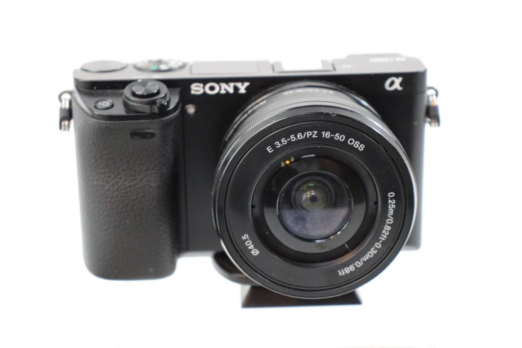 Sony APS-C 35mm SLR Camera | Property Room