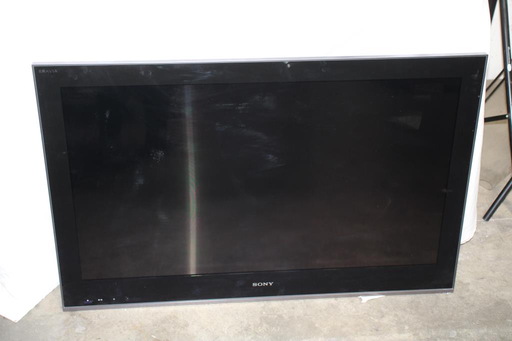 Sony Bravia 40 Inch Flatscreen TV | Property Room
