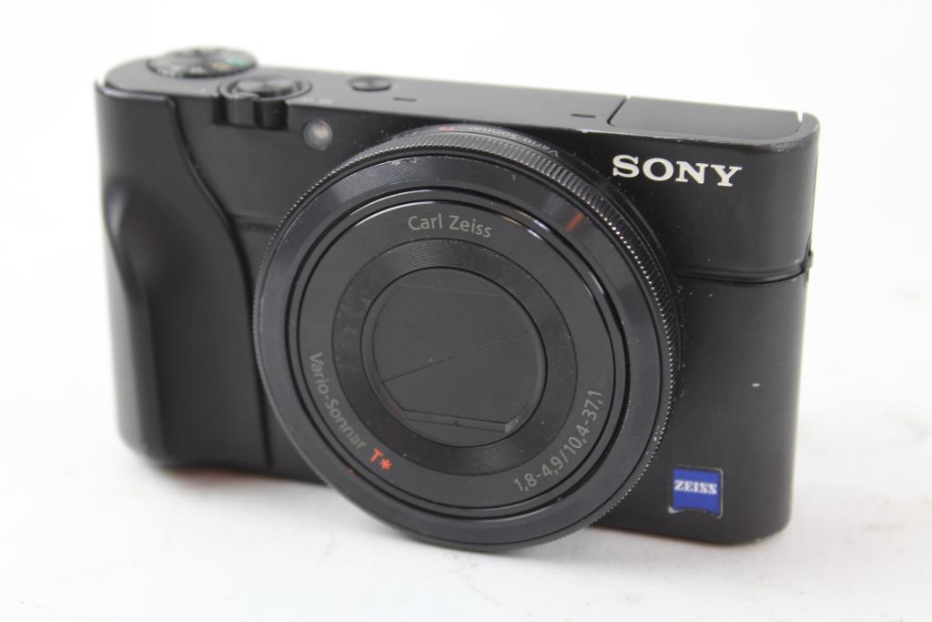 Sony Digital Still Camera | Property Room
