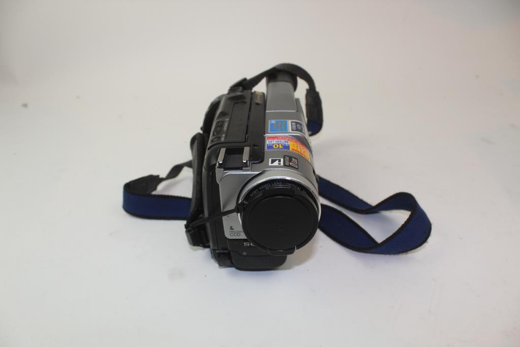 Sony Handycam Digital 8 DCR-TRV103 NTSC Video Camera | Property Room