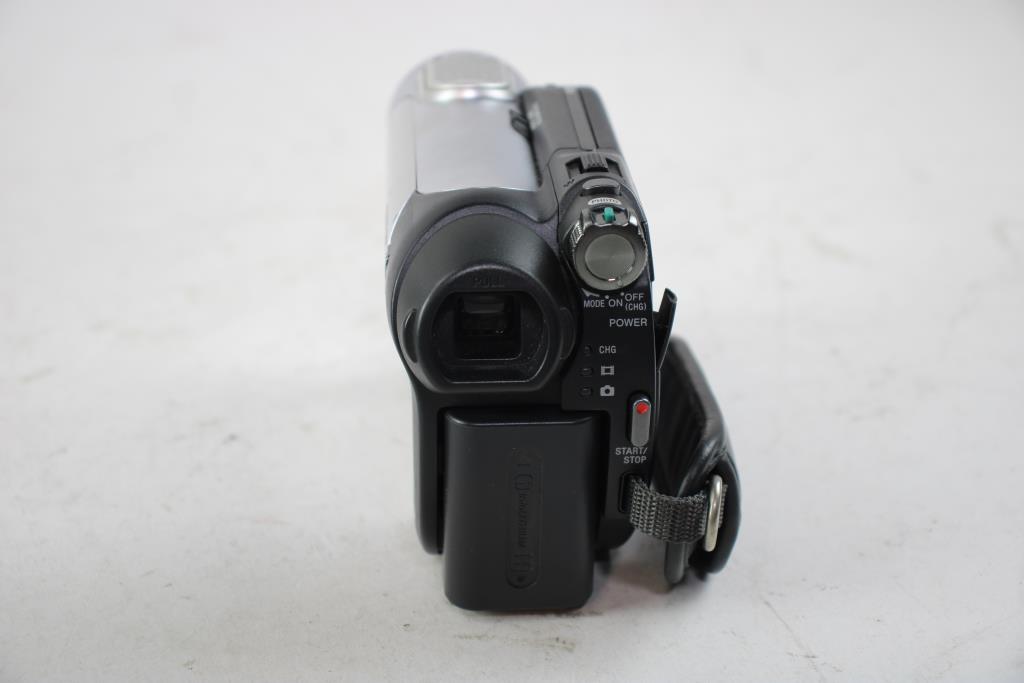 Sony Handy-Cam DVD R/RW Camcorder | Property Room