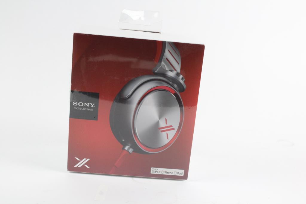 Sony MDR-X05 Headphones | Property Room