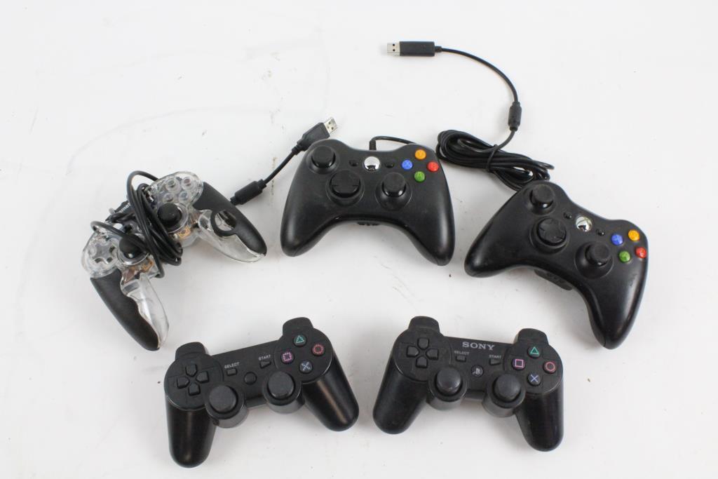 Sony + Microsoft Wireless Controllers And More, 5+ Pieces | Property Room