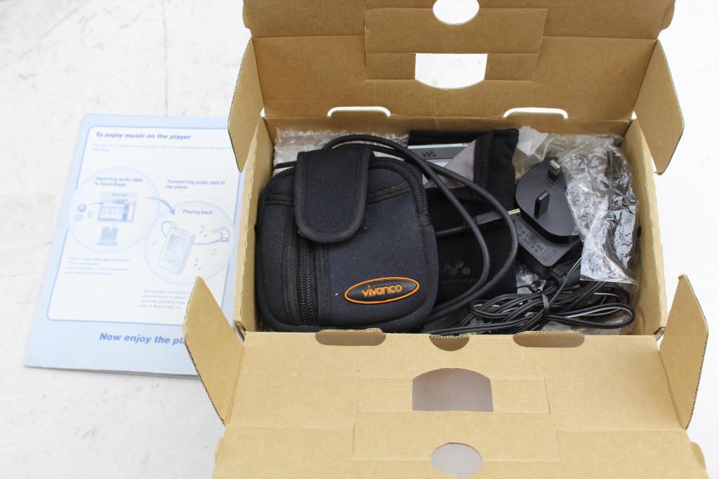 Sony Nw-hd5 20gb Network Walkman Mp3 Digital Audio Player | Property Room