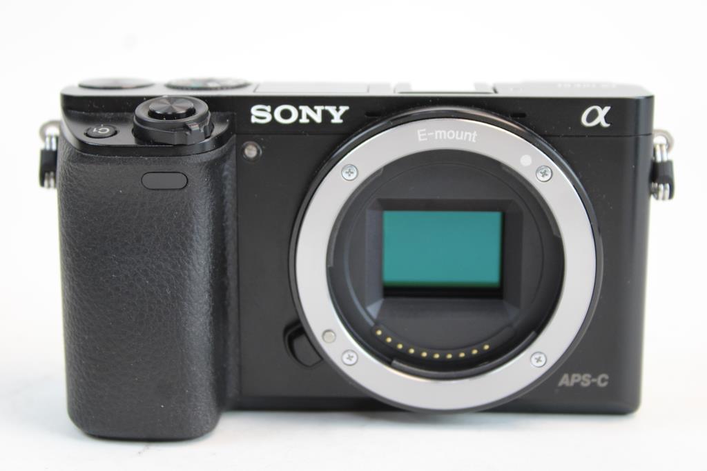 Sony Optical Steady Shot FOCUS, CHARGE AND CASE, | Property Room