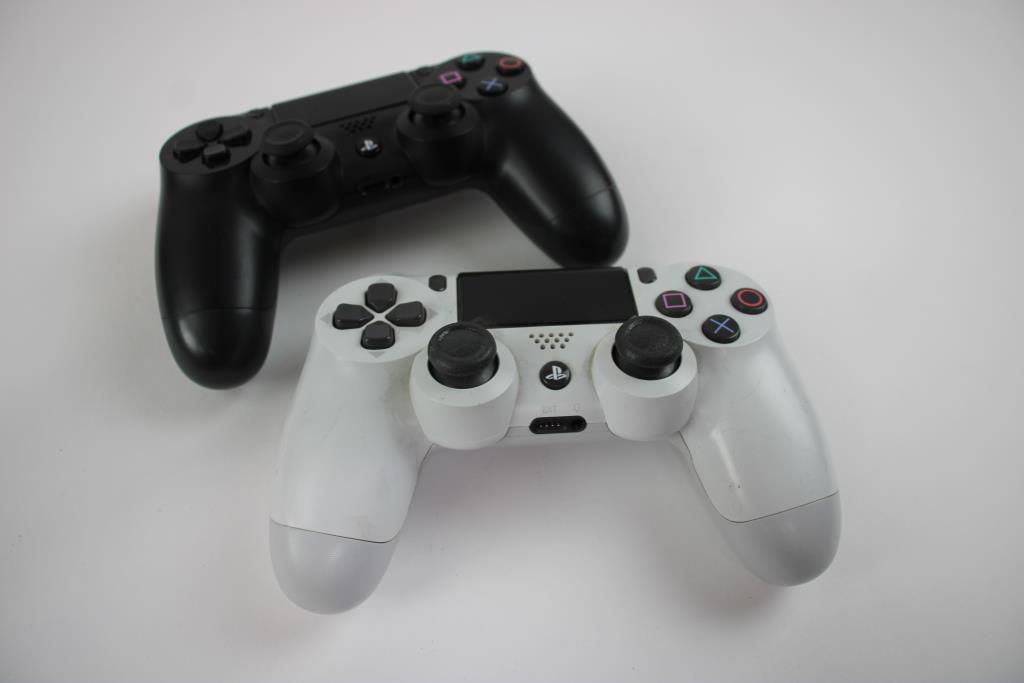 Sony Play Station 4 Wireless Controllers, 2 Pieces | Property Room