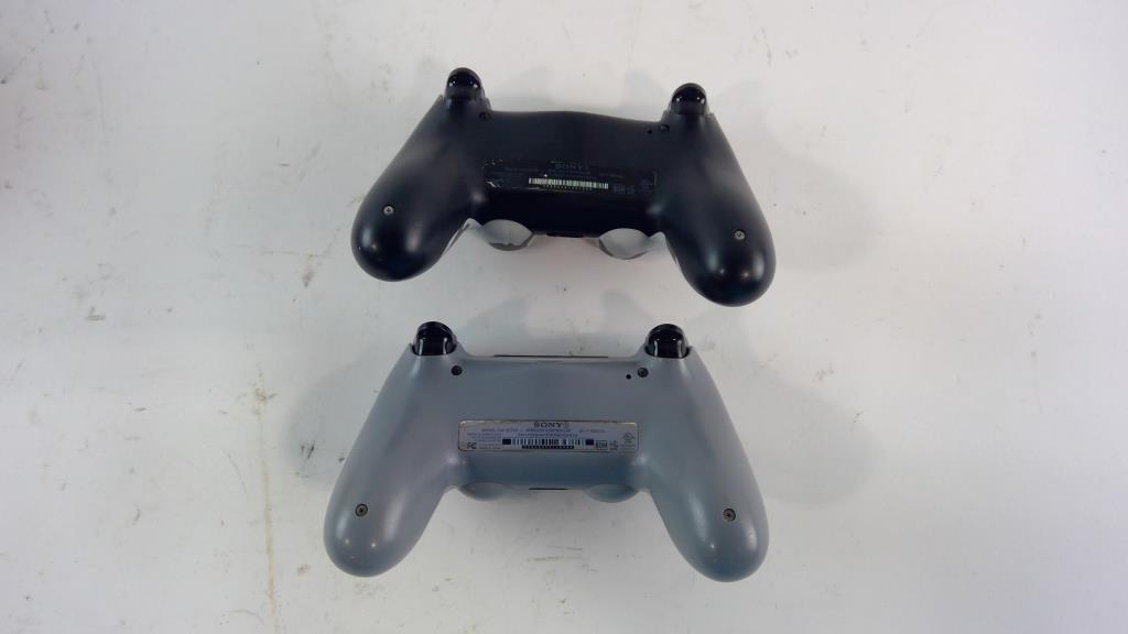 Sony Playstation 4 Controllers, 2 Pieces | Property Room