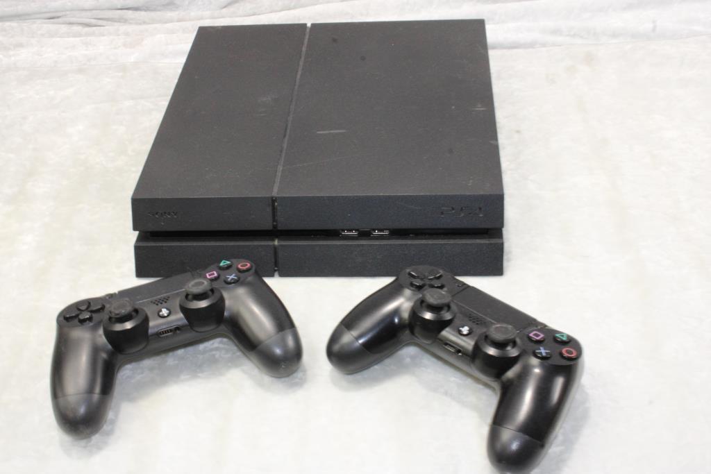 Sony PlayStation 4 Video Game Console | Property Room