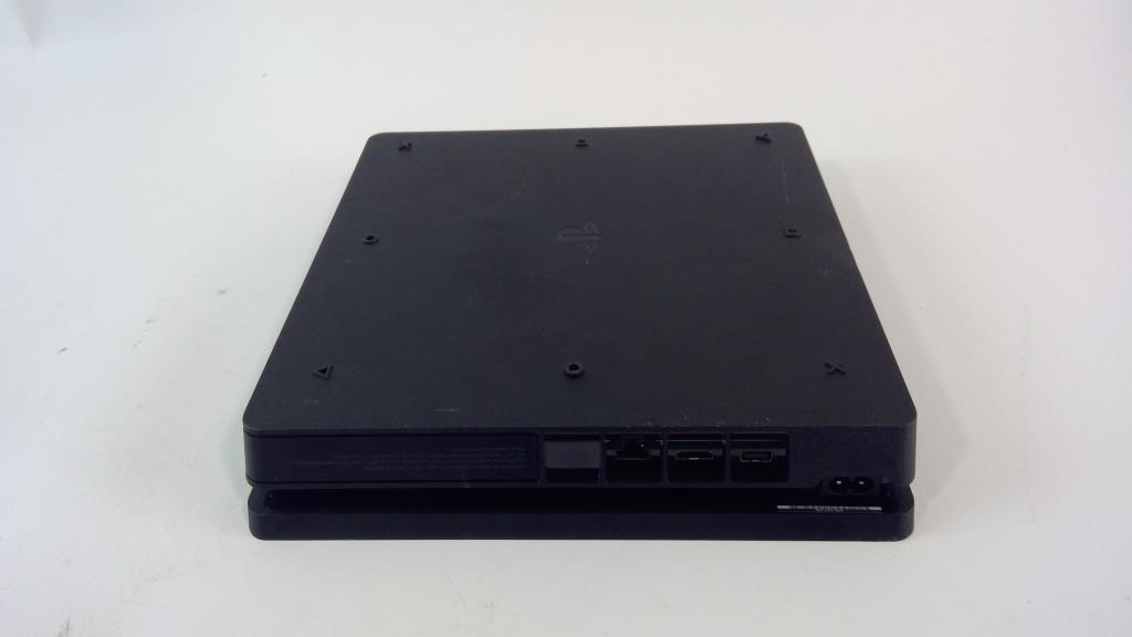 Sony Playsttion 4 Slim | Property Room