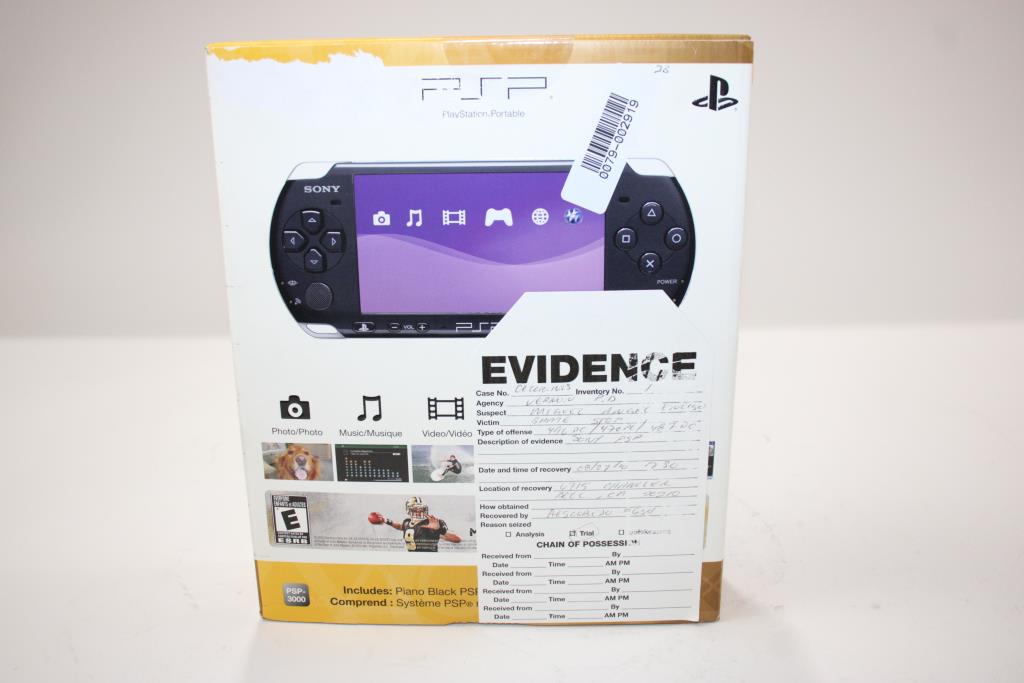 Sony PSP Limited Edition Madden NFL 11 Entertainment Pack | Property Room