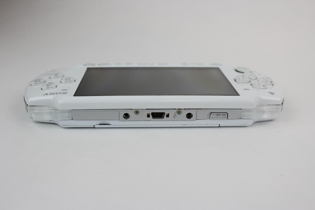 Sony PSP-2001 Portable Gaming Console | Property Room