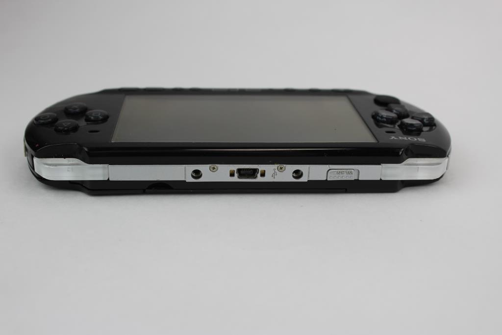Sony PSP-3001 Portable Gaming Console | Property Room