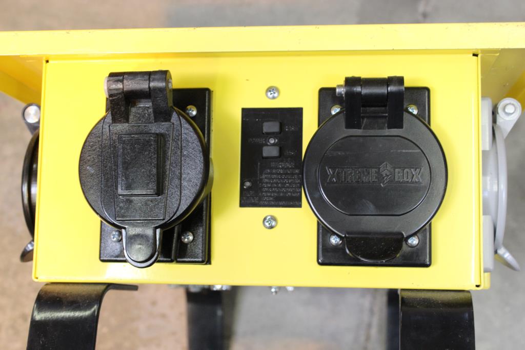 Southwire 1970 Xtreme Box Straight Blade Portable Power Distributor ...