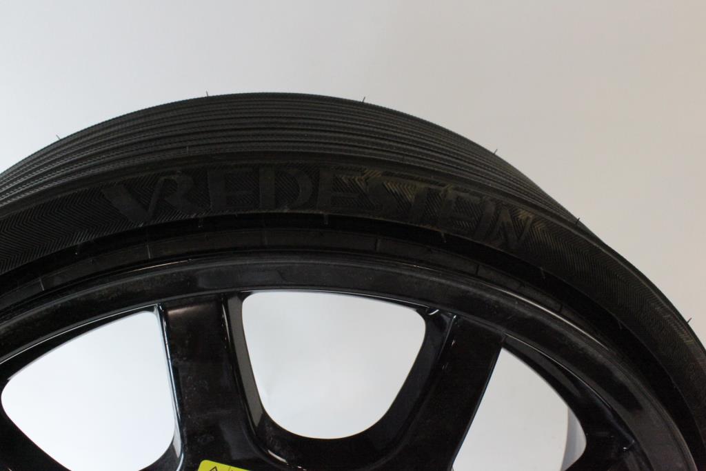 Space Master 19" Spare Tire | Property Room