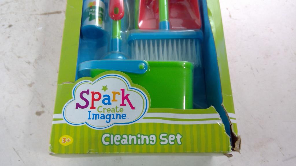 Spark Create Imagine Toy Cleaning Set | Property Room