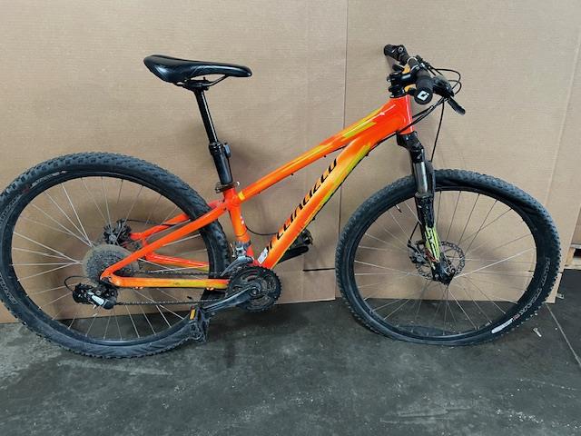 Specialized Pitch 27.5 Inch Mountain Bike | Property Room