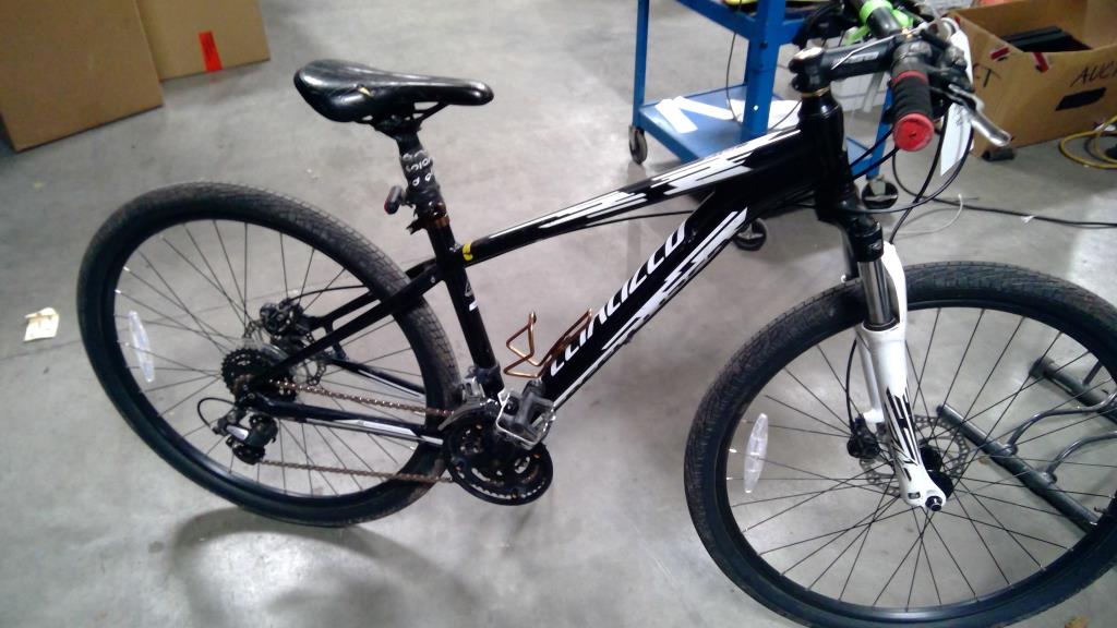 Specialized Pitch 27.5" Mountain Bike | Property Room