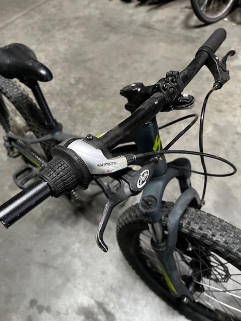 Specialized RipRock 20 Inch Bike | Property Room