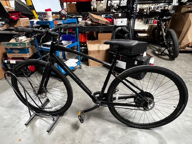 Specialized Sirrus X City Bike | Property Room