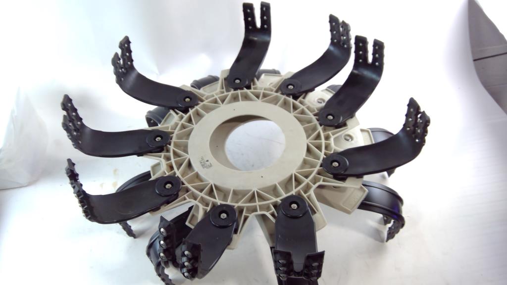 Spikes Spider Tire Traction Kit | Property Room