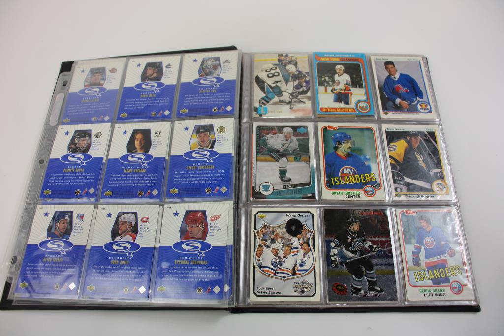 Sport Trading Card Albums 20+ Pieces | Property Room