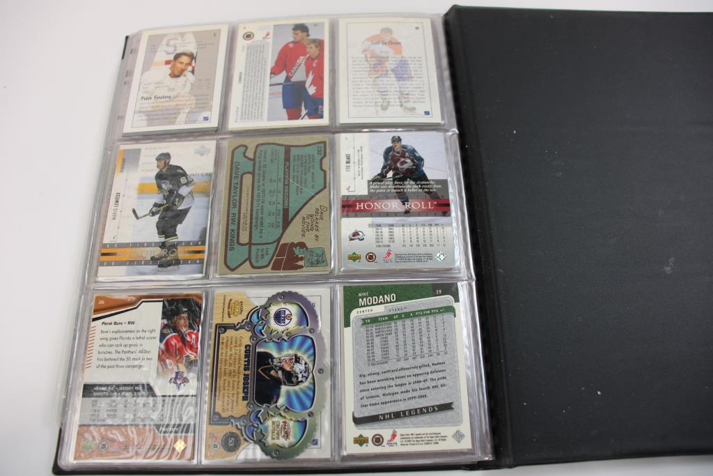 Sport Trading Card Albums 20+ Pieces | Property Room