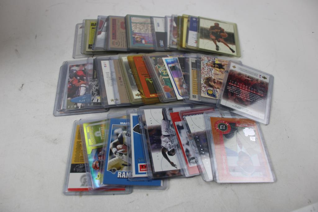 Sports Trading Card Lot - 100+ Cards | Property Room