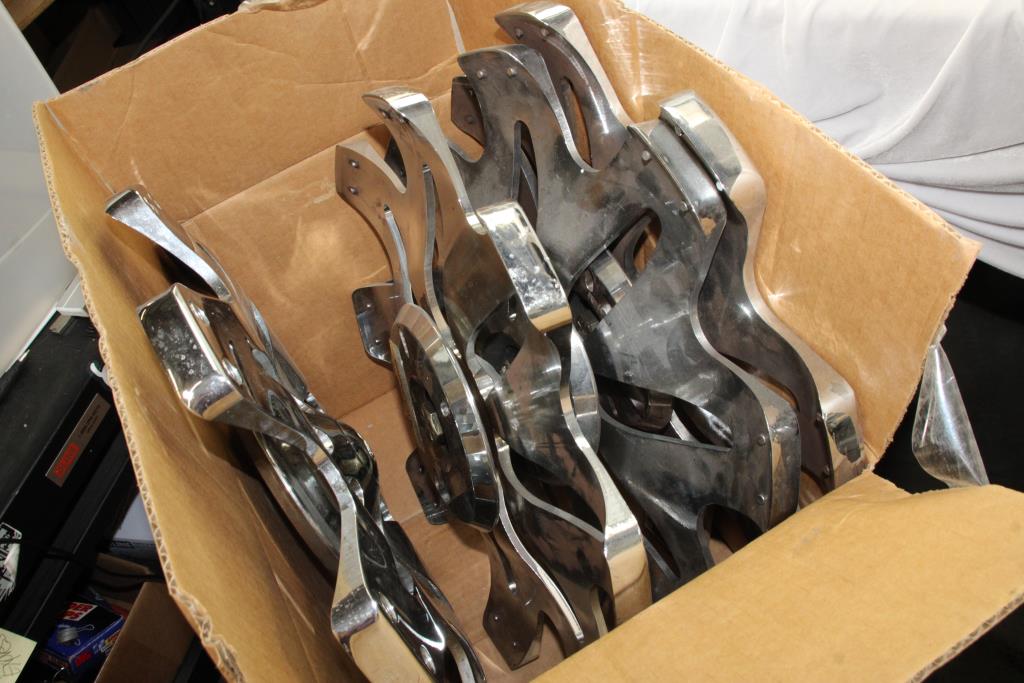 ST Wheel Spinners, 4 Pieces | Property Room