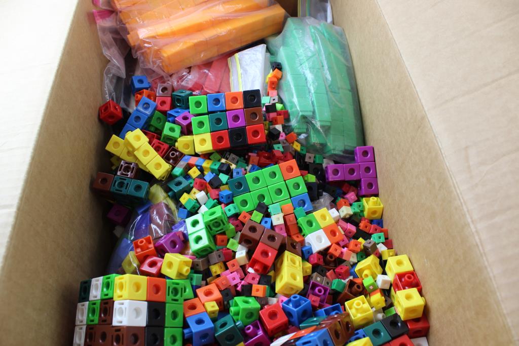 Stacking Cube Building Blocks: 500+ Pieces | Property Room