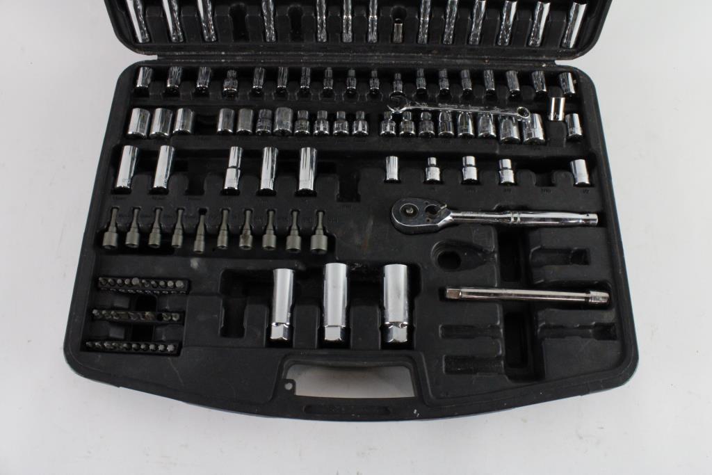 Stanley 100+ Piece Mechanics Tool Set | Property Room