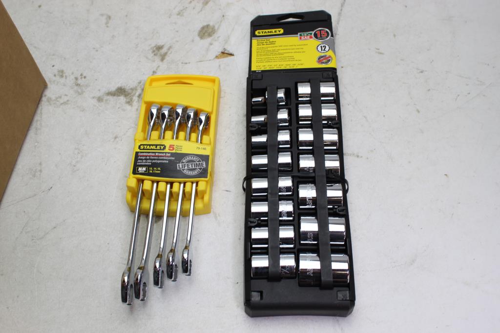 Stanley 15 Piece Socket Set, And 5 Piece Wrench Set | Property Room