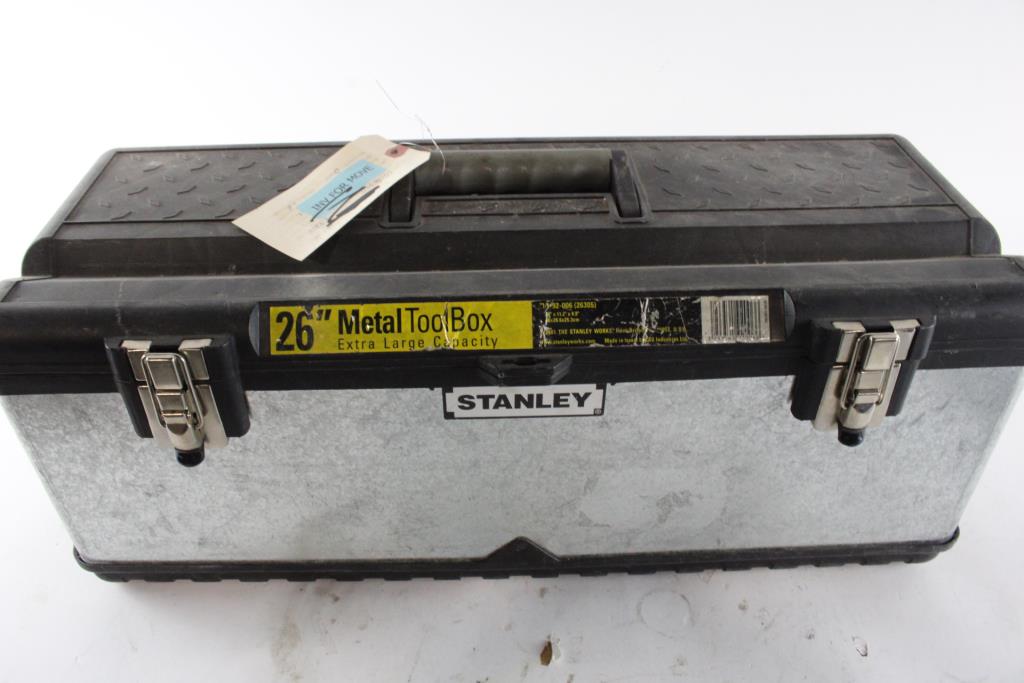Stanley 26" Metal Tool Box | Property Room