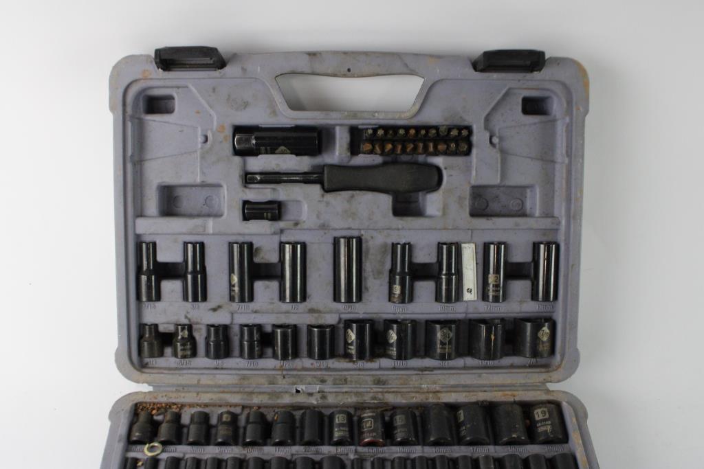 Stanley Black Chrome 80+ Piece Socket Set | Property Room
