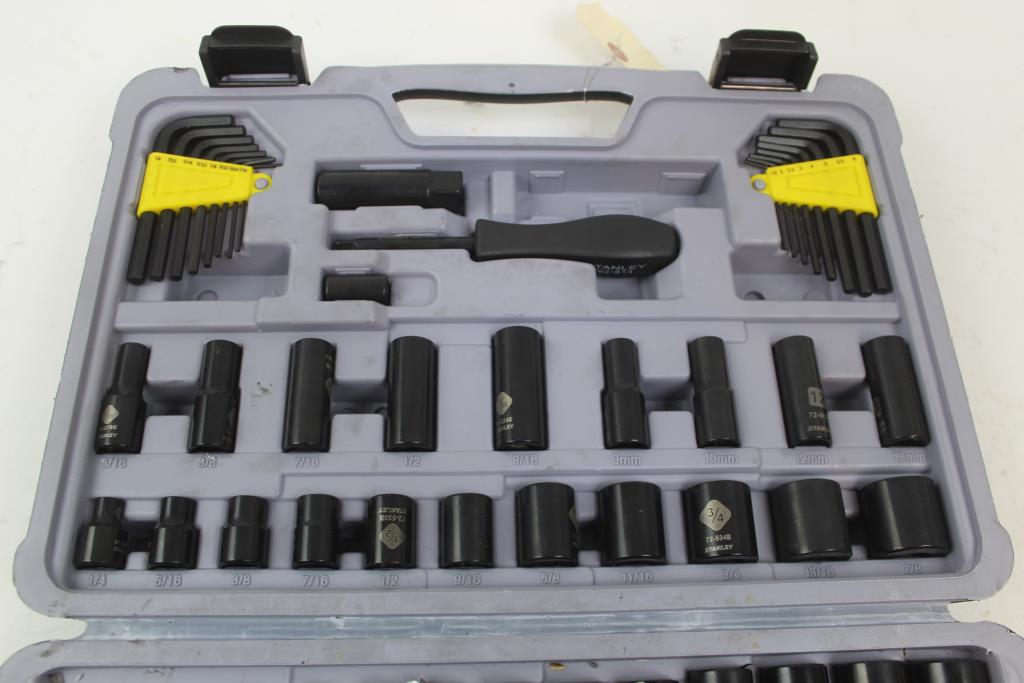 Stanley Black Chrome Socket Ratchet Set | Property Room