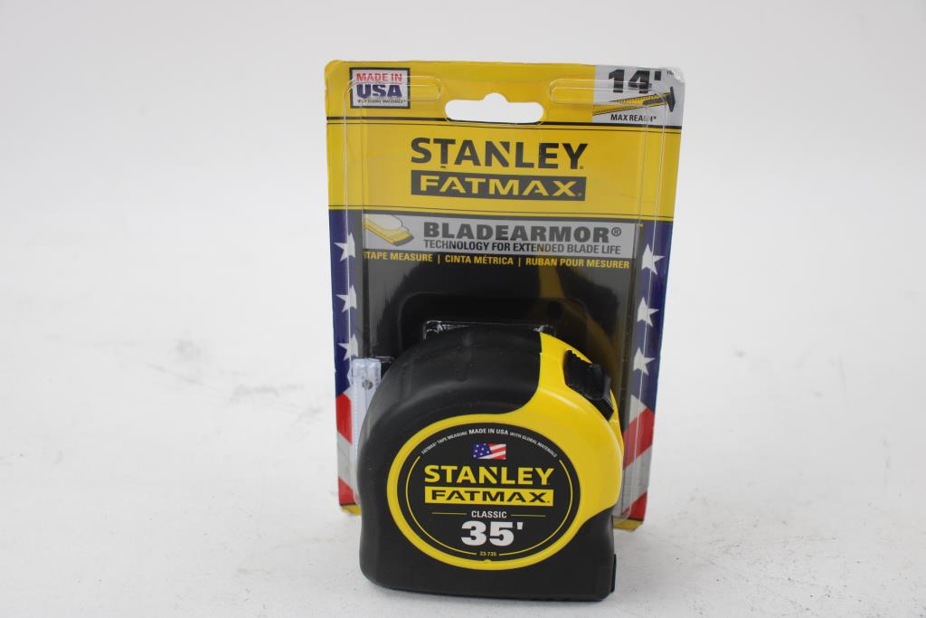Stanley Fatmax 30' Measuring Tape | Property Room