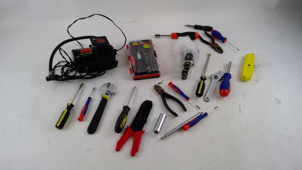 Stanley Multi Tool And More 5+ Pieces | Property Room